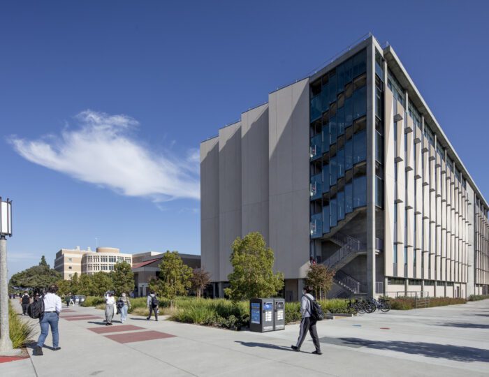 Interdisciplinary Science & Engineering Building University of ...